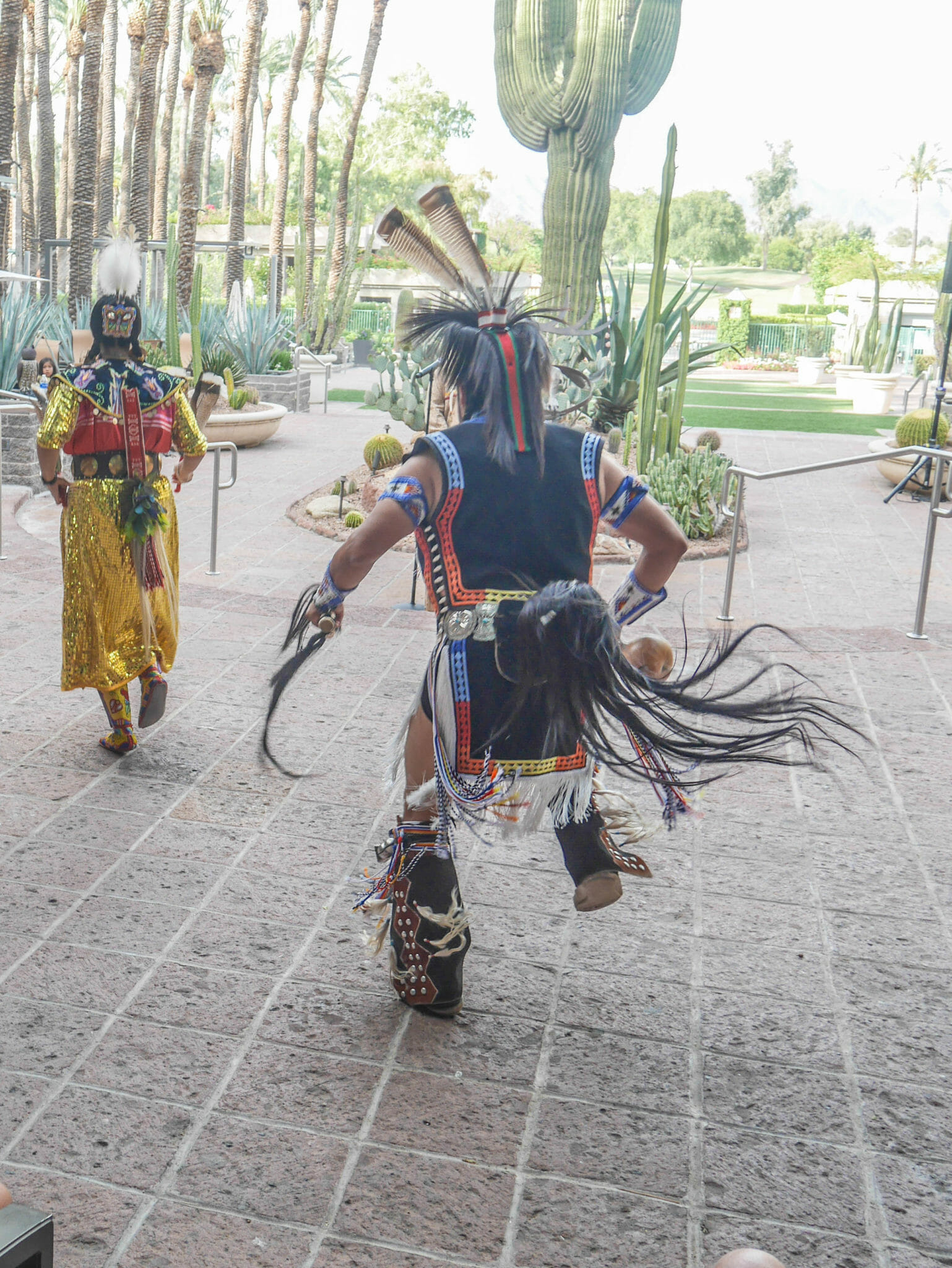 Scottsdale Hyatt Regency hosts NATIVE TRAILS dancers