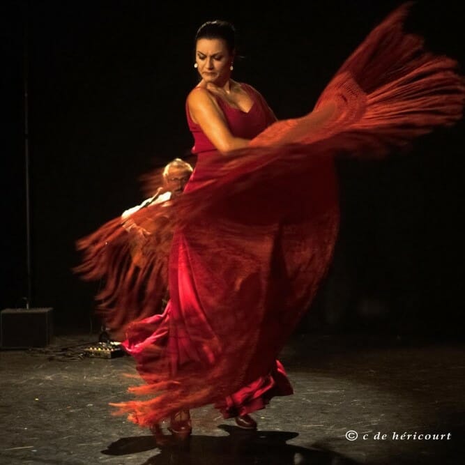 White Wave Dance DUMBO DANCE FESTIVAL — PICTURE PREVIEW